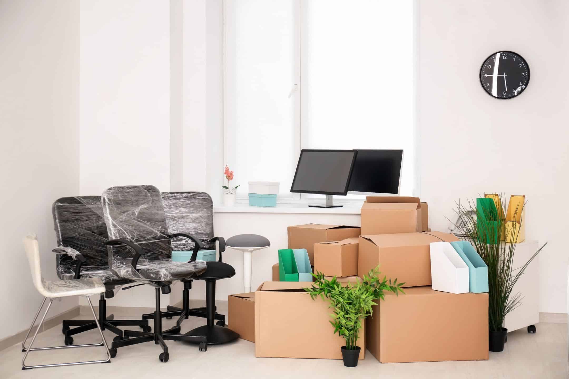 Why choosing a removal company with storage can save you money